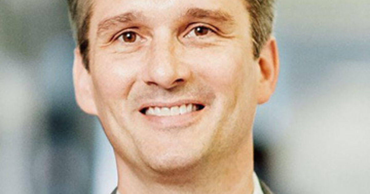 John Sadlon, IIDA, AIA | IIDA